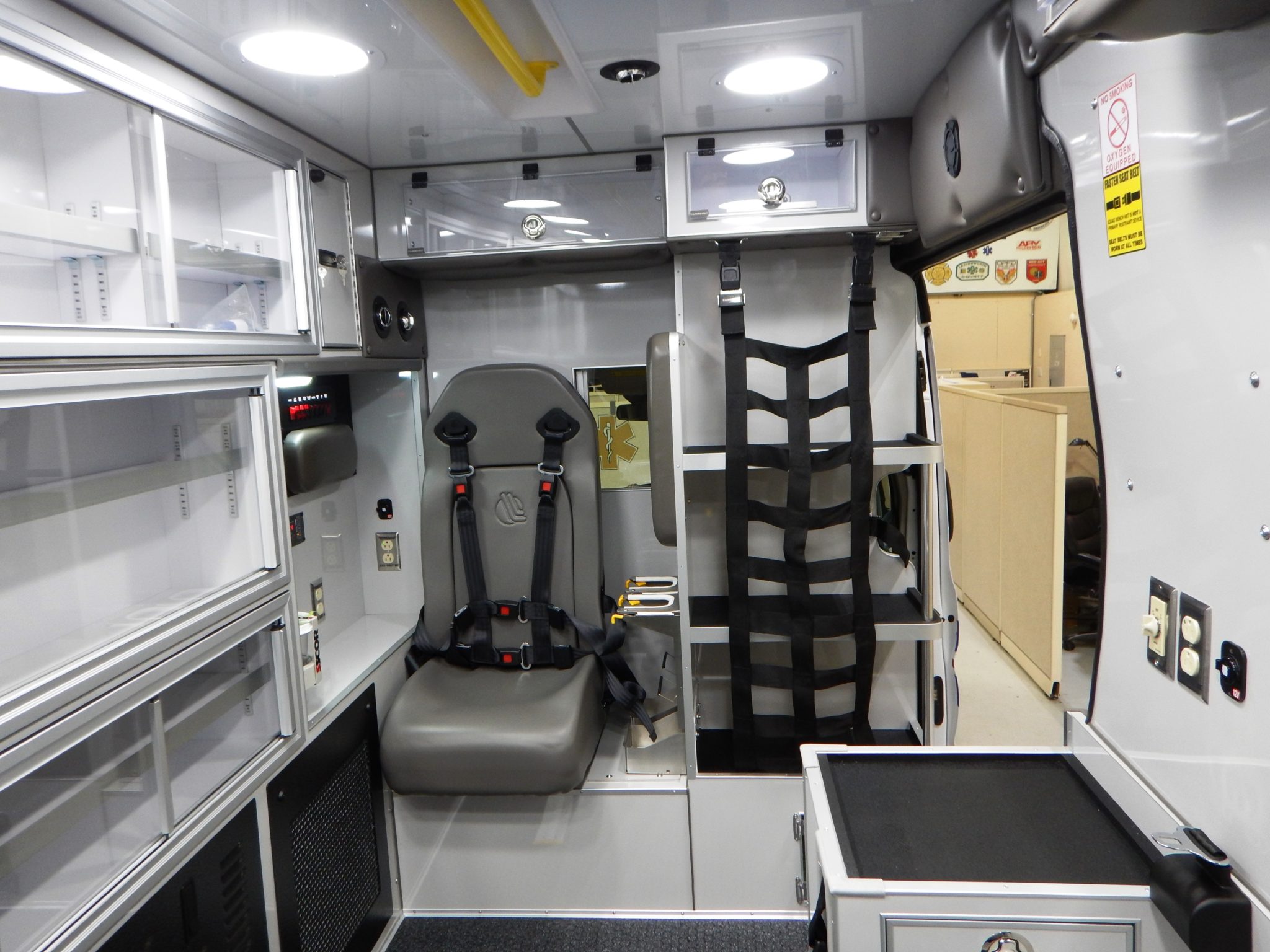 2018 Citizens Memorial Hospital Custom Van Transit Ambulance - American ...