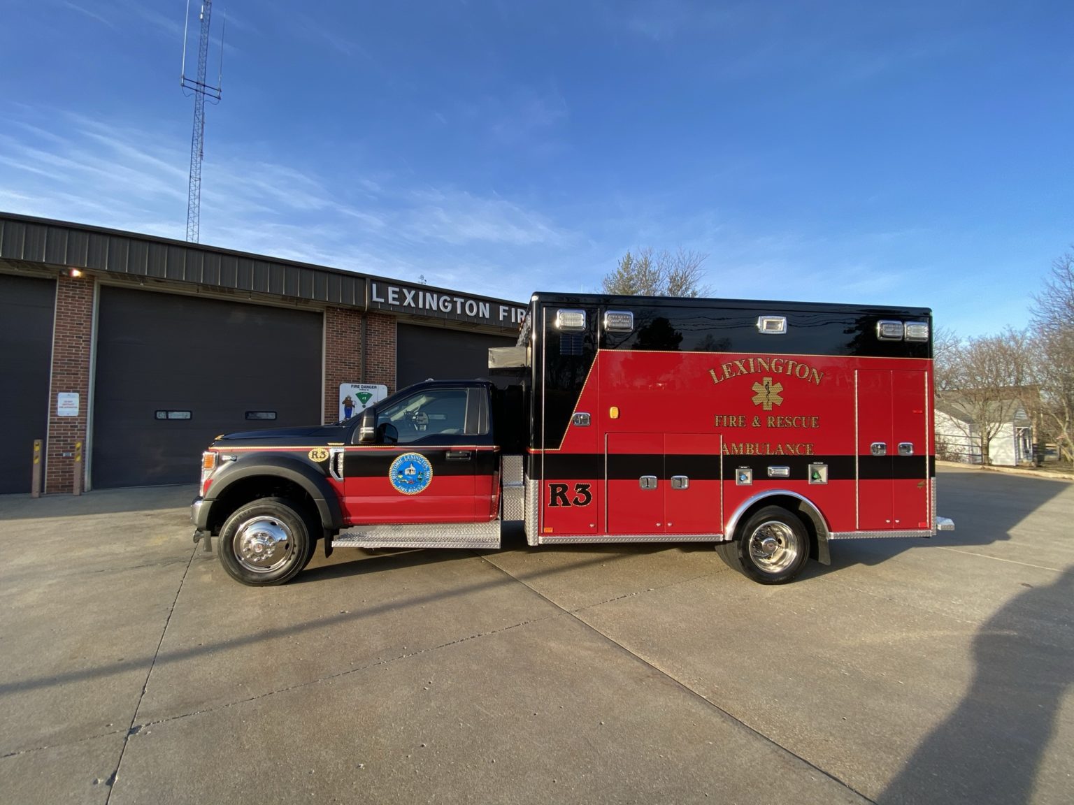 2020 Lexington Fire Remounted Ford Type I Custom Ambulance - American ...