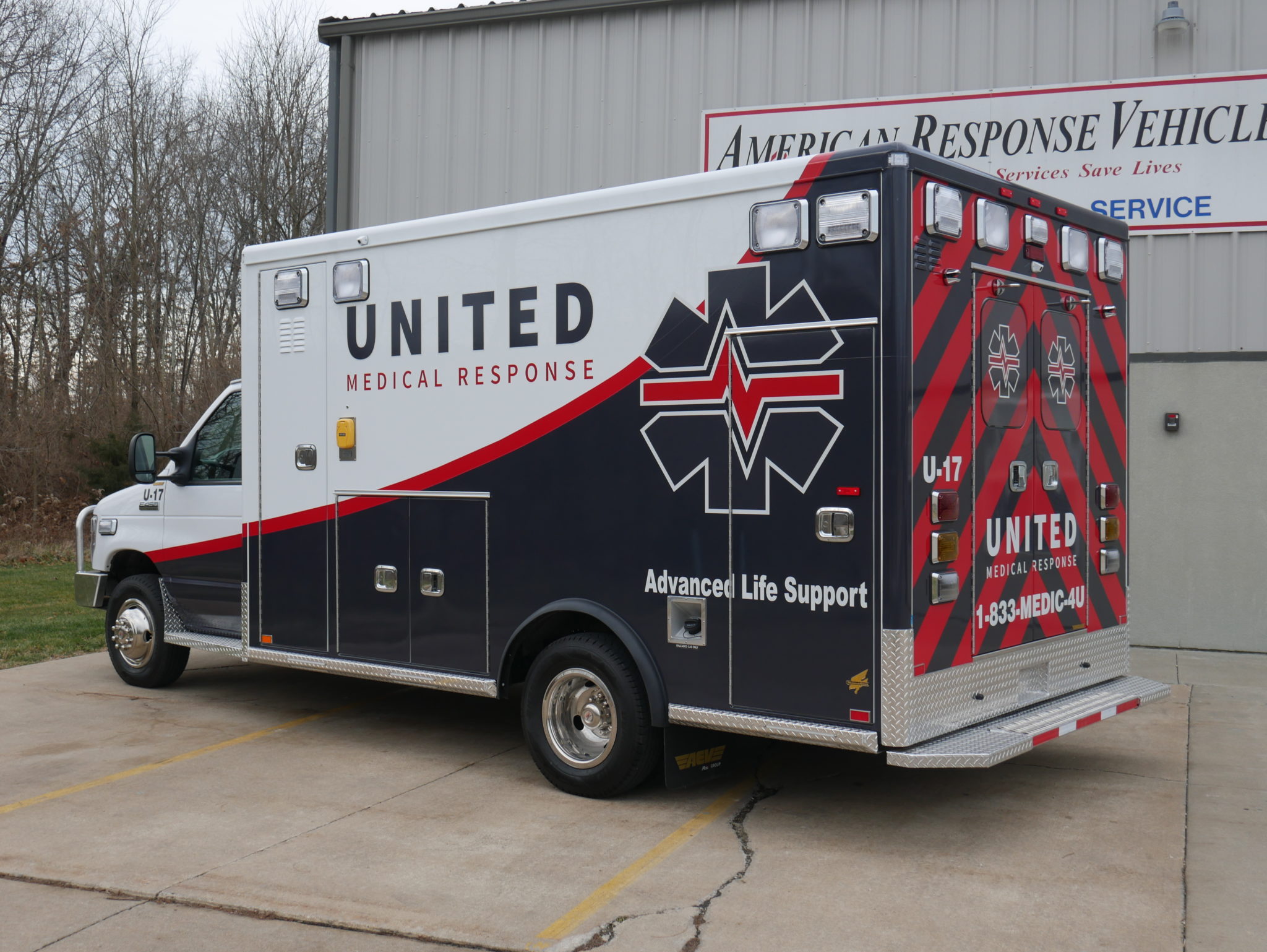 2021 United Medical Response Ford Type III Custom Ambulance - American ...