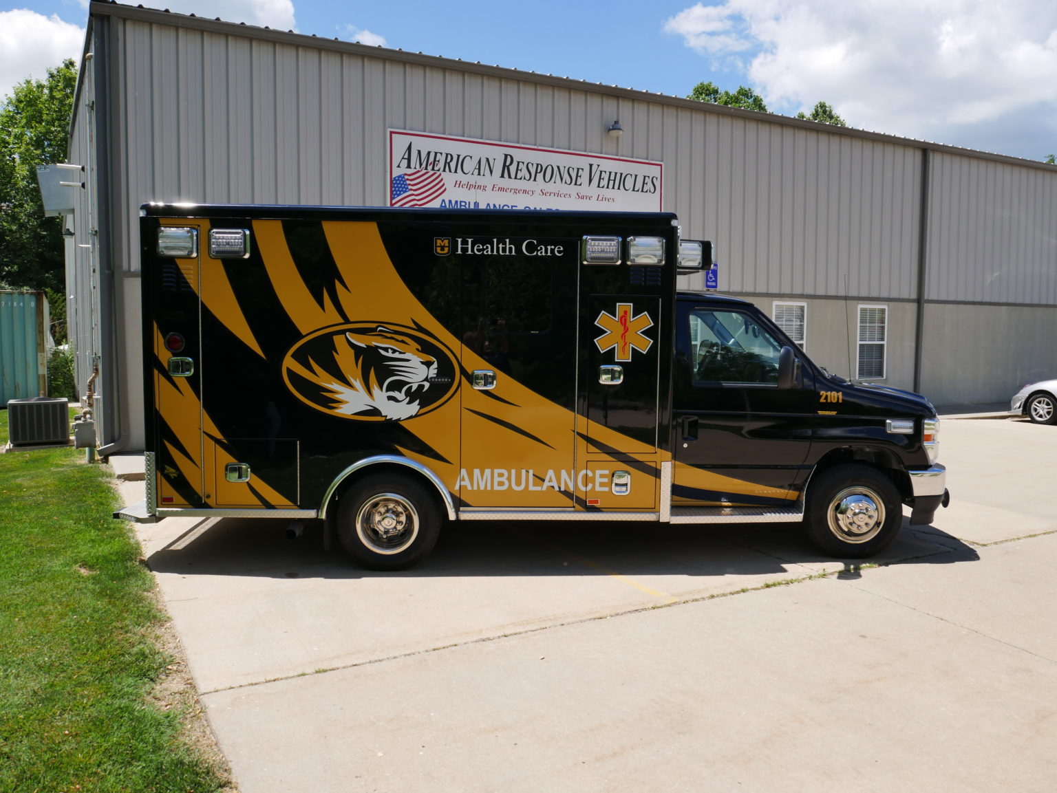 2021 AEV Traumahawk Remount Missouri University Ford Type III Custom ...