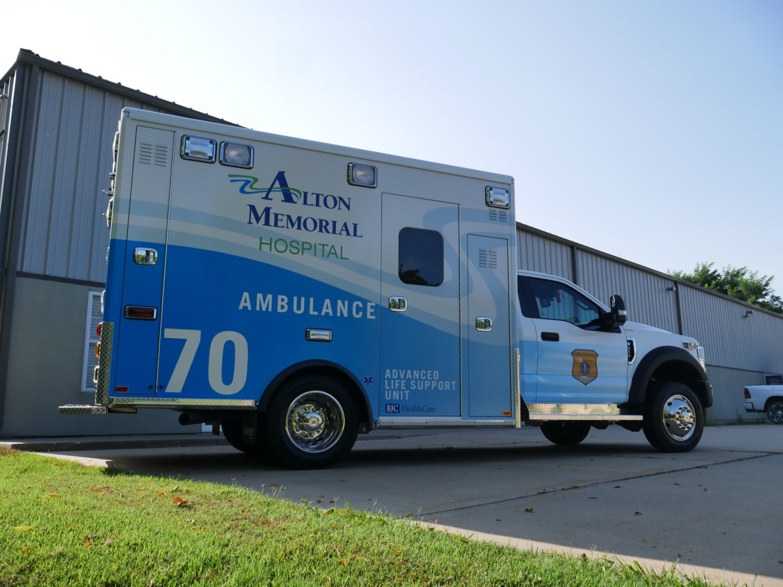 2021 Alton Memorial Hospital AEV Type I Custom Ford Ambulance ...