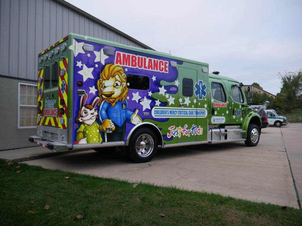 2021 Children's Mercy Remounted Critical Care Transport Freightliner ...