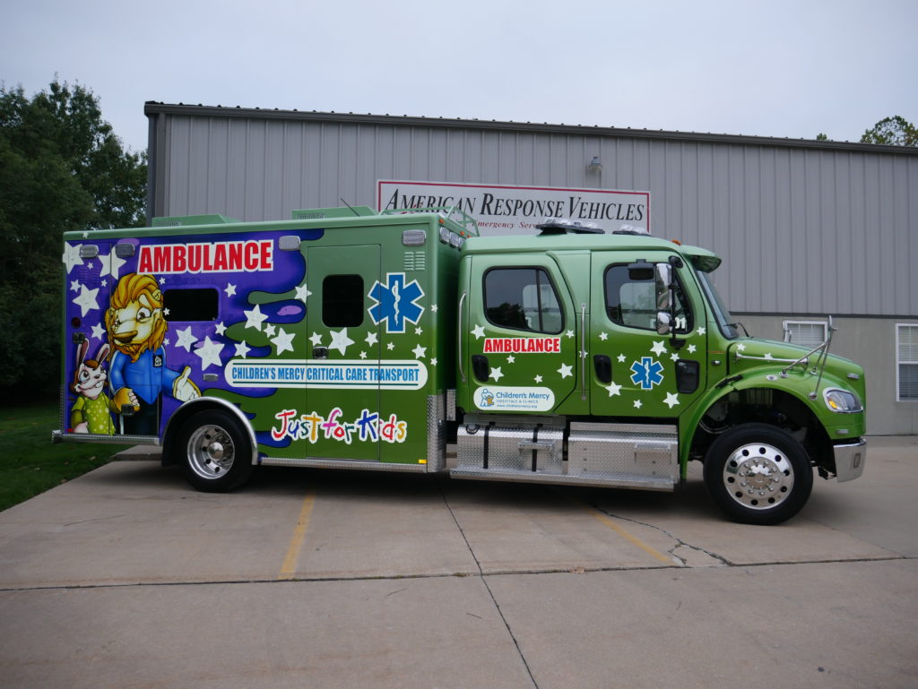 2021 Children's Mercy Remounted Critical Care Transport Freightliner ...