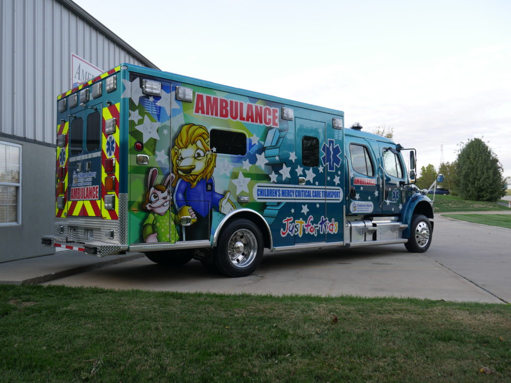 2021 Children's Mercy Remounted Critical Care Transport Freightliner ...