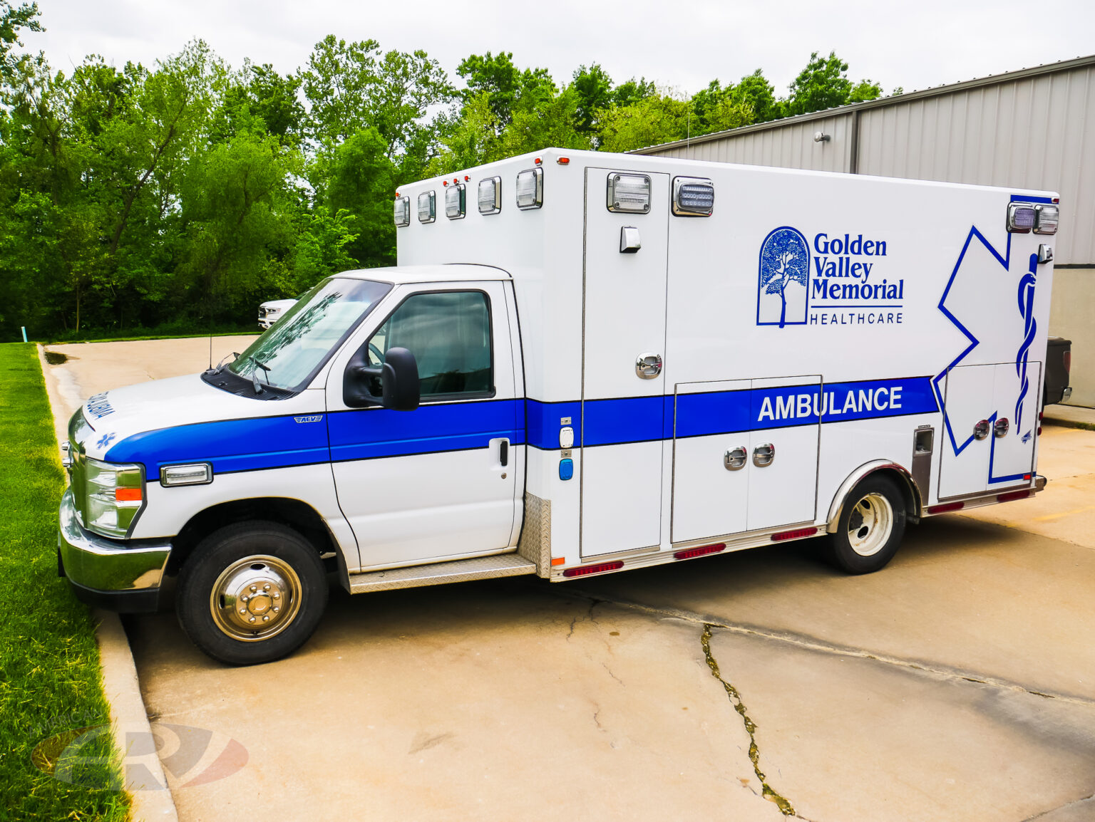 Used Ambulances | American Response Vehicles