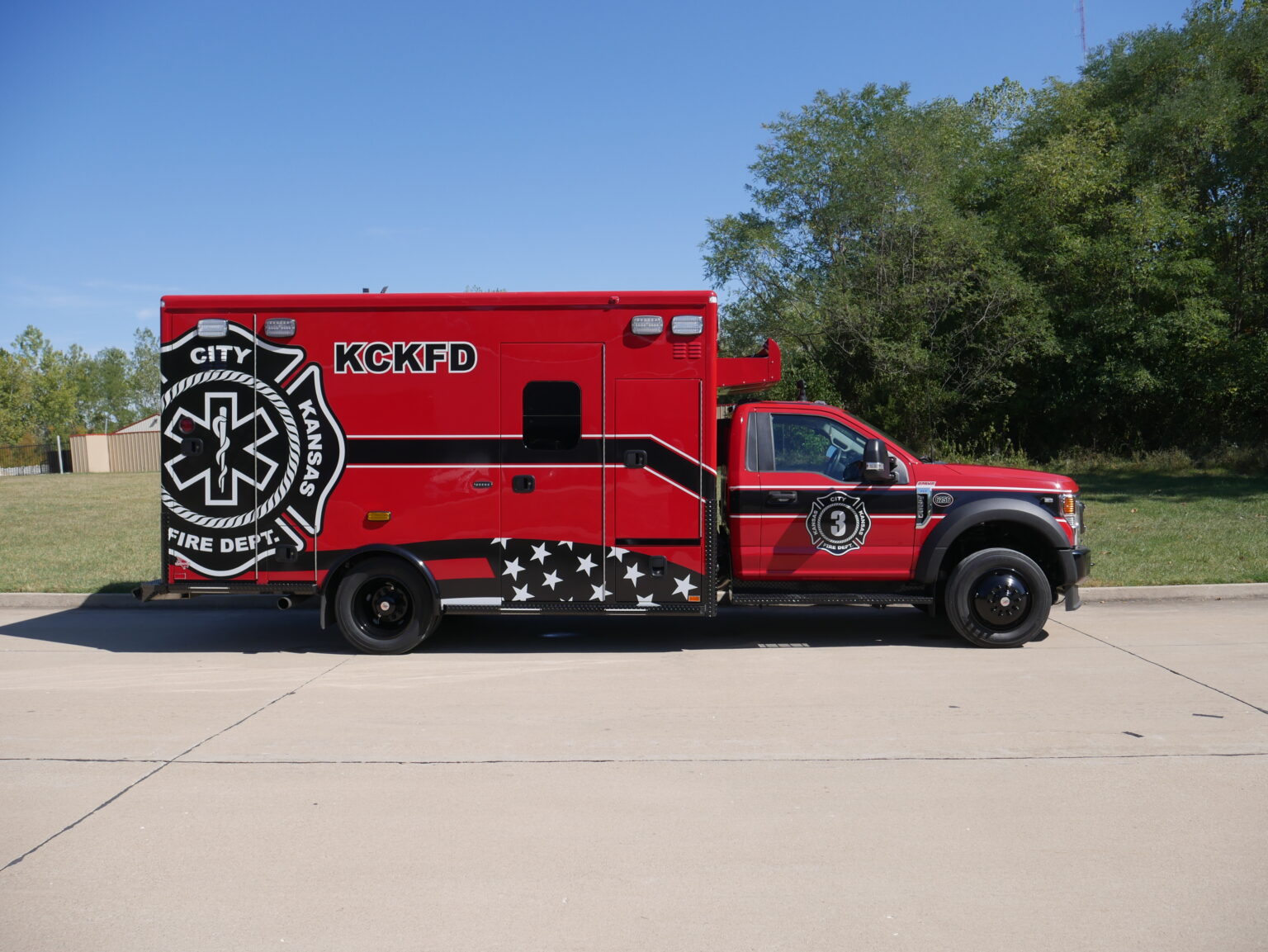 2022 KCKFD AEV Traumahawk X-Series LTD Remounted Custom Ford F-550 Type ...