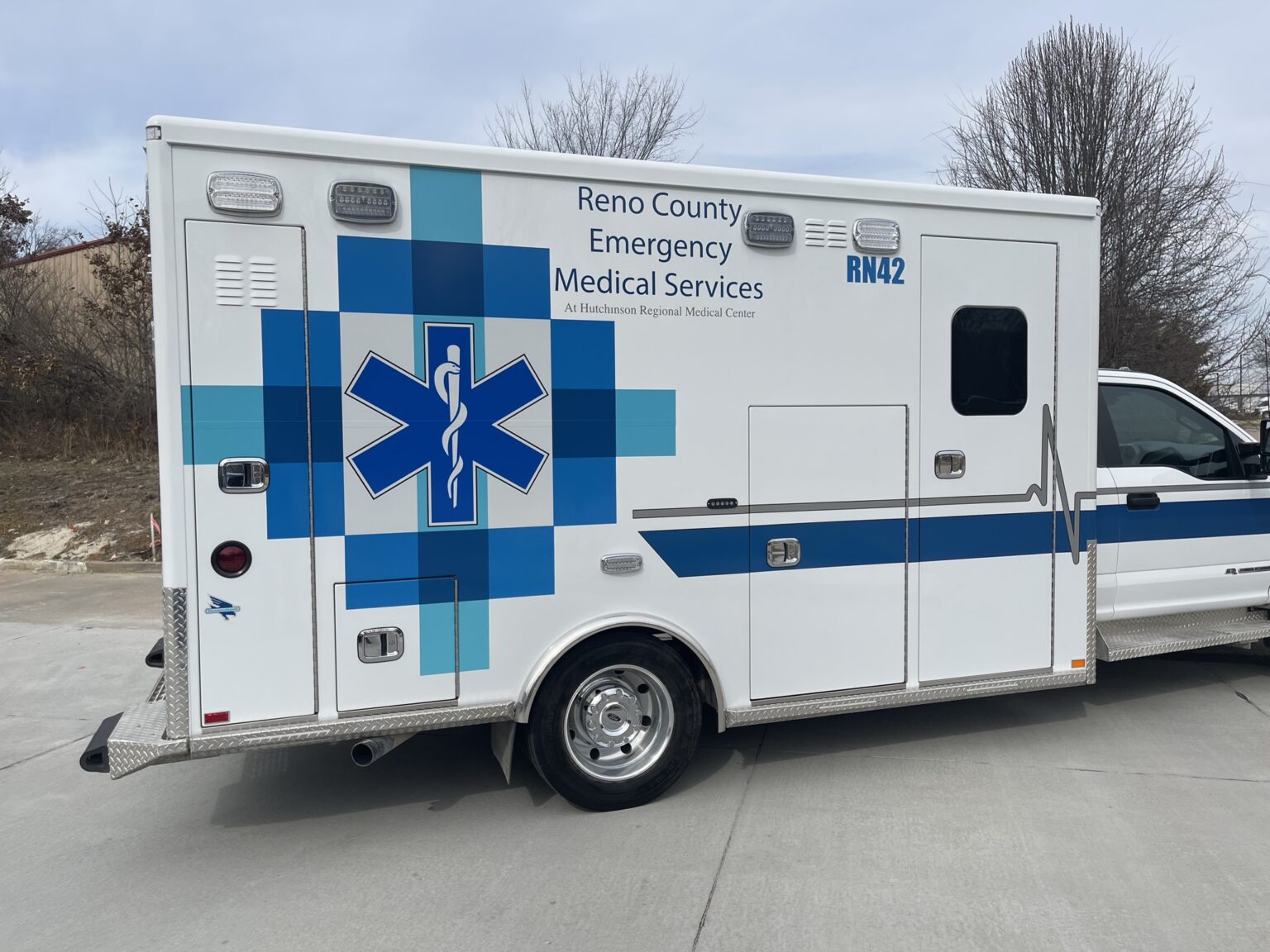 2022 Reno County EMS AEV Traumahawk Custom Ford F-550 Type I Ambulance ...