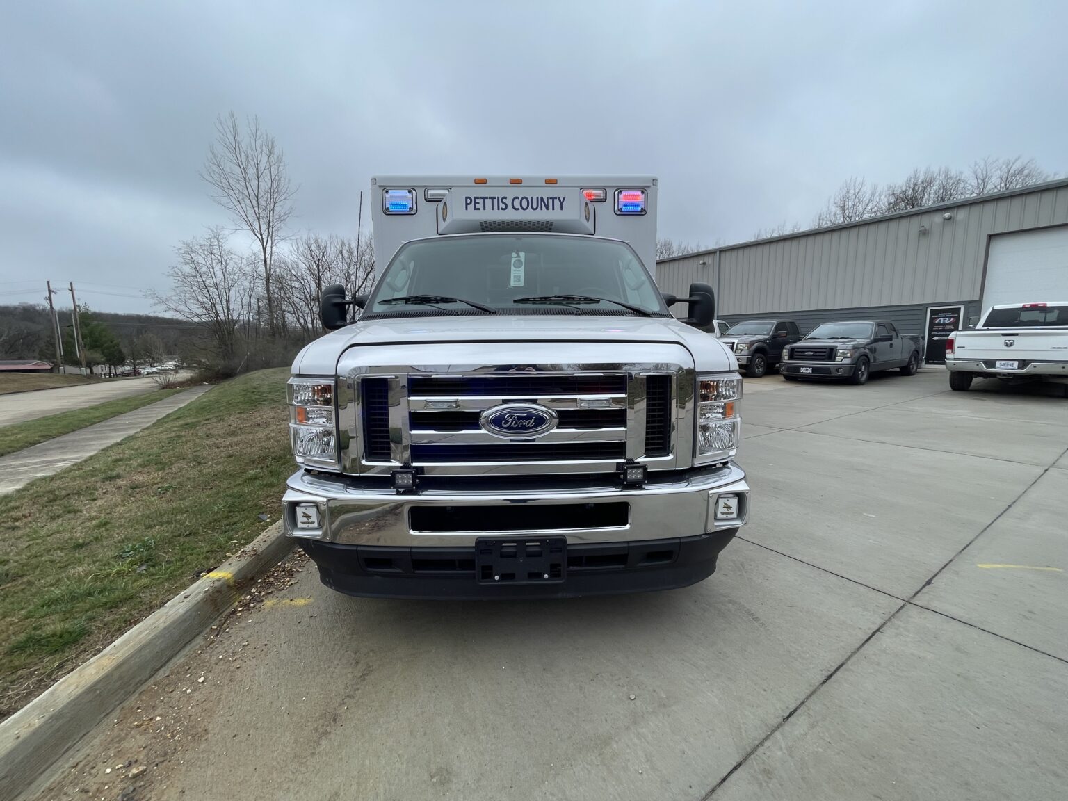 2023 Pettis County Ambulance District AEV Traumahawk Ford Type III ...