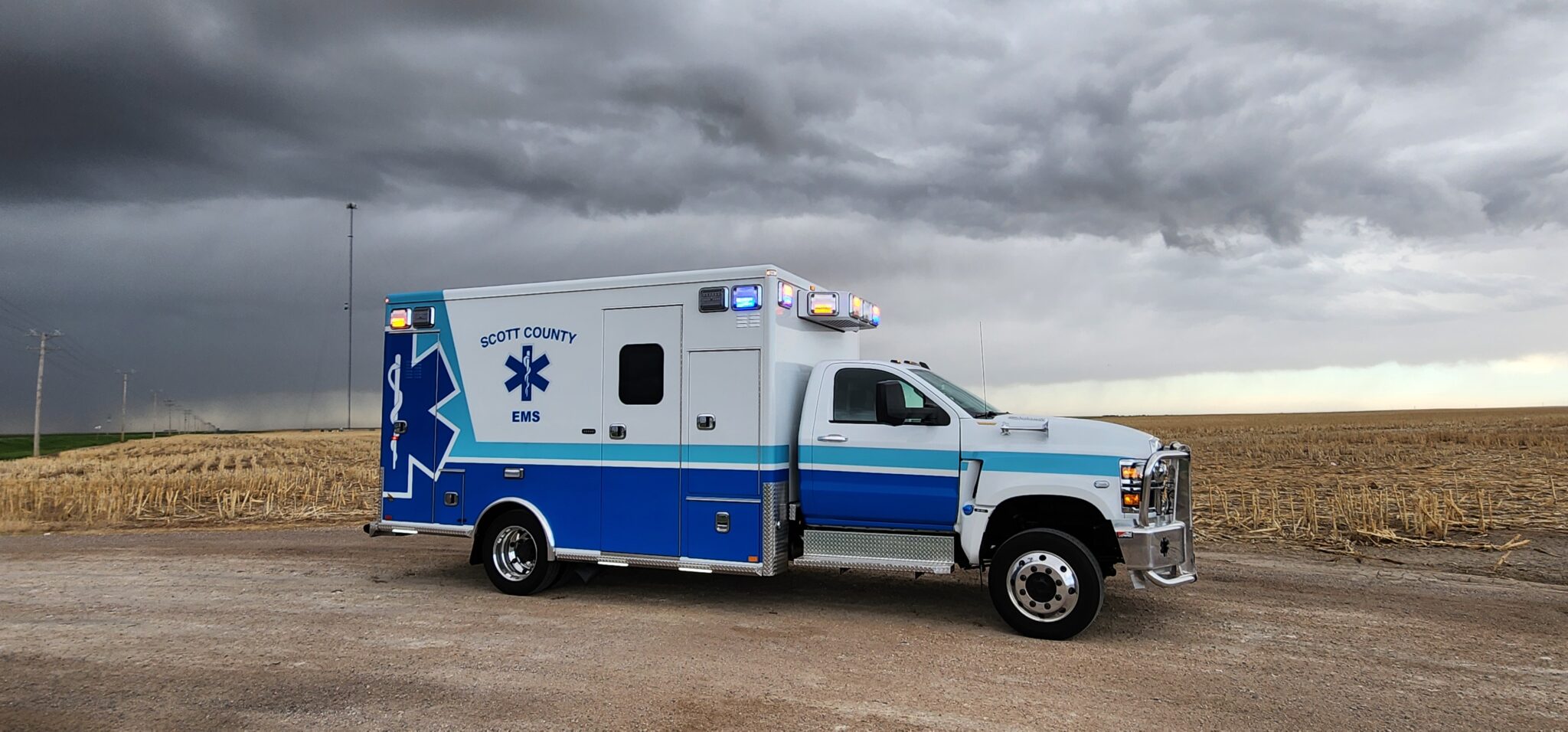2022 Scott County EMS Type I AEV Traumahawk Chevrolet Custom Ambulance ...