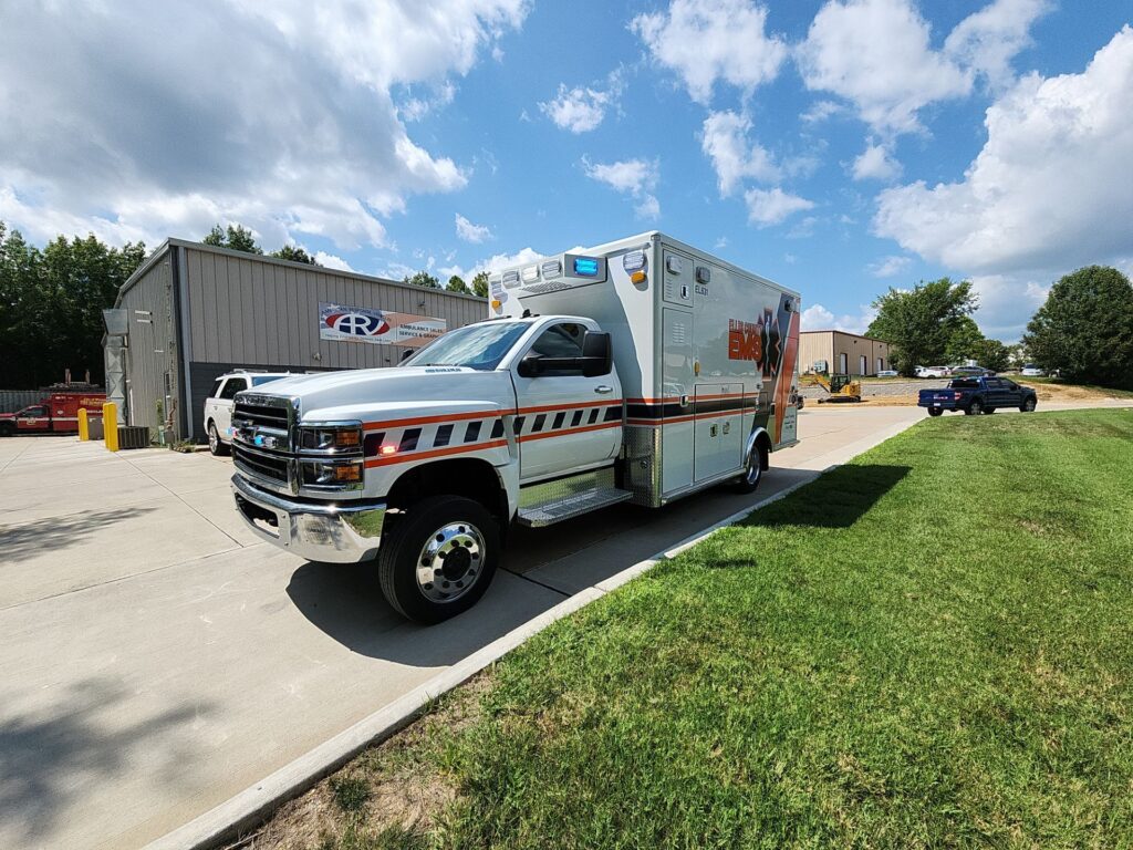 2024 Ellis County EMS Chevrolet Medium-Duty AEV Traumahawk Custom ...